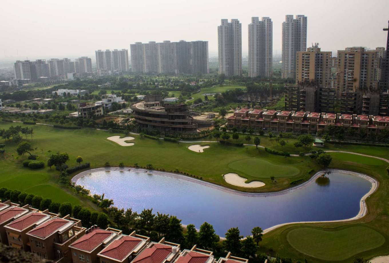 Mahagun Manorialle | Ultra Luxury 3/4/5 BHK Condominium & Penthouses in ...